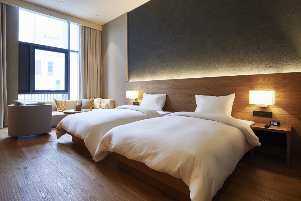 How to design the perfect hotel room? - Rep House